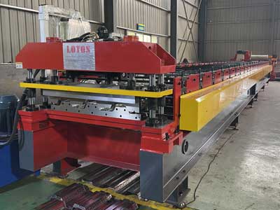 Metal deck machine - Composite Decking Floor Machine